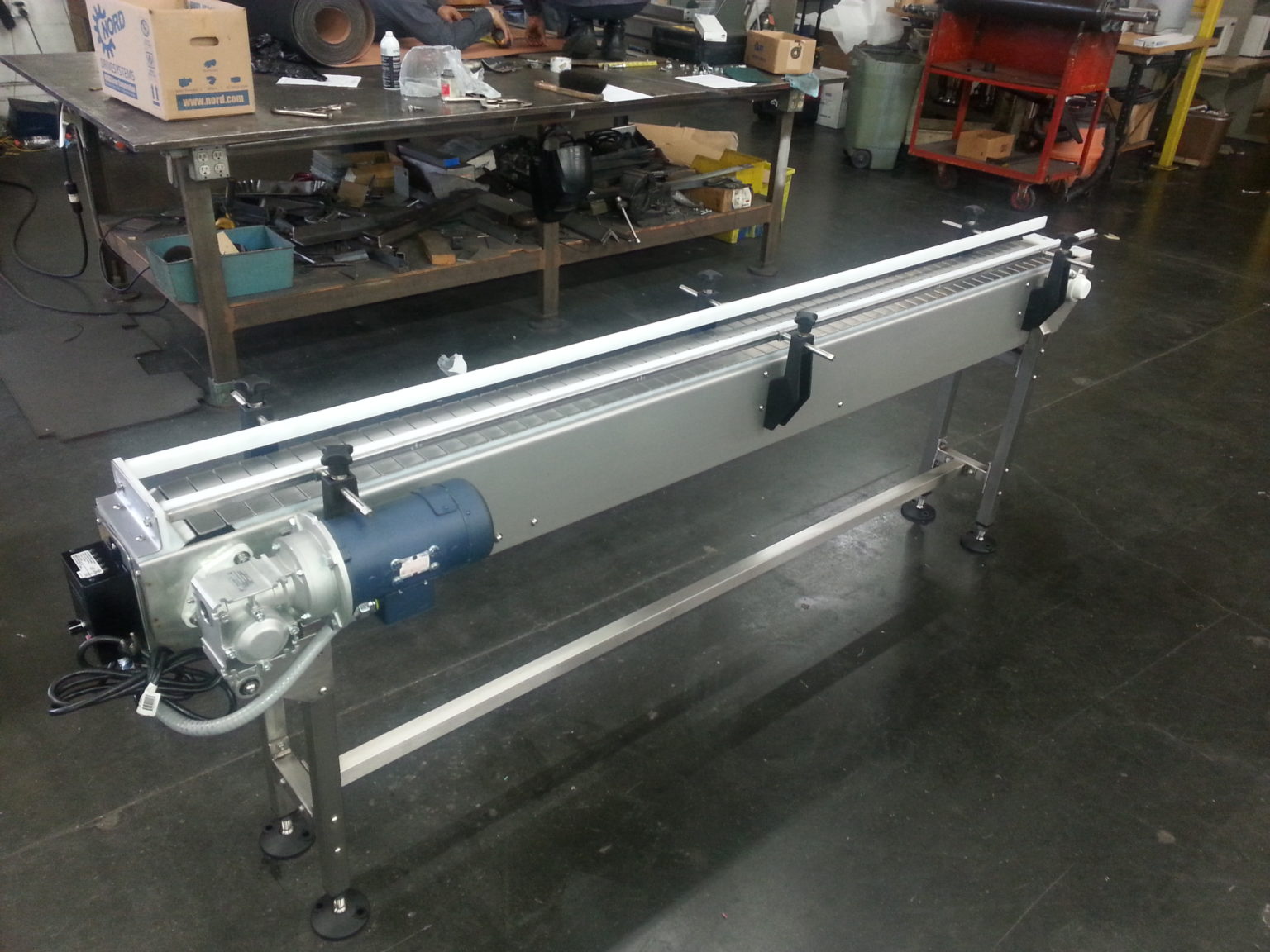 Custom Conveyors | Conveyor Service & Electric